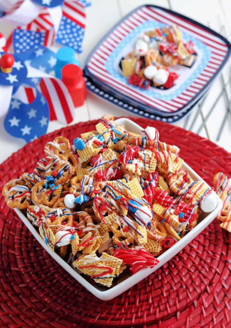 SIMPLE Patriotic Snack Mix - Simple Party Food
